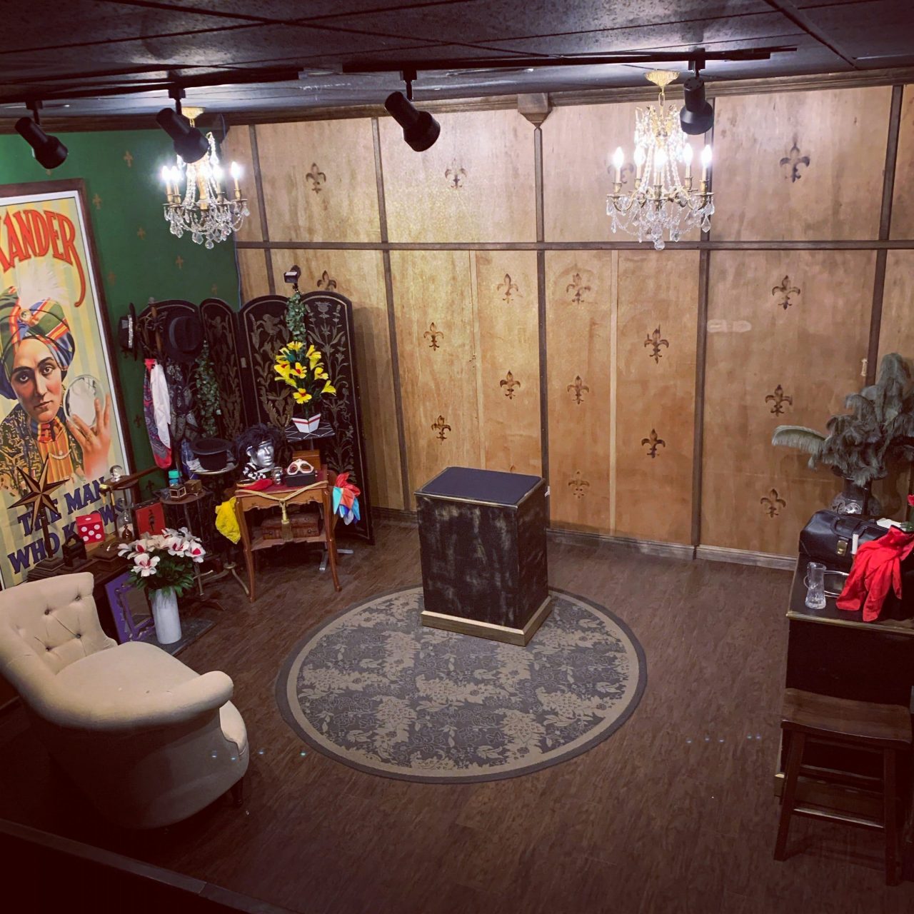 The Great Magic Hall - Theatre Magic - Learn Magic
