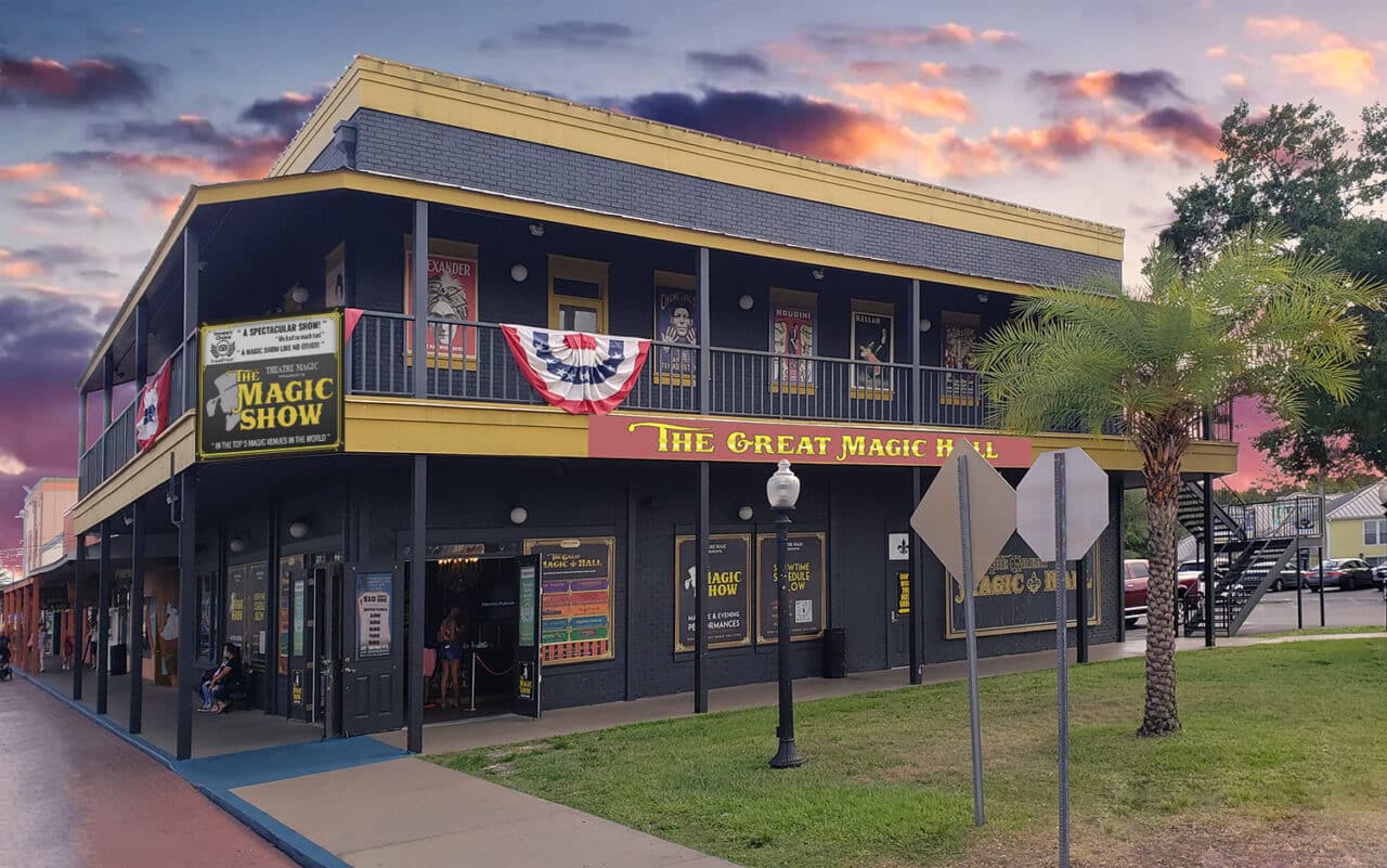 Theatre Magic - Learn Magic | incredible magic that anyone can do. A ...